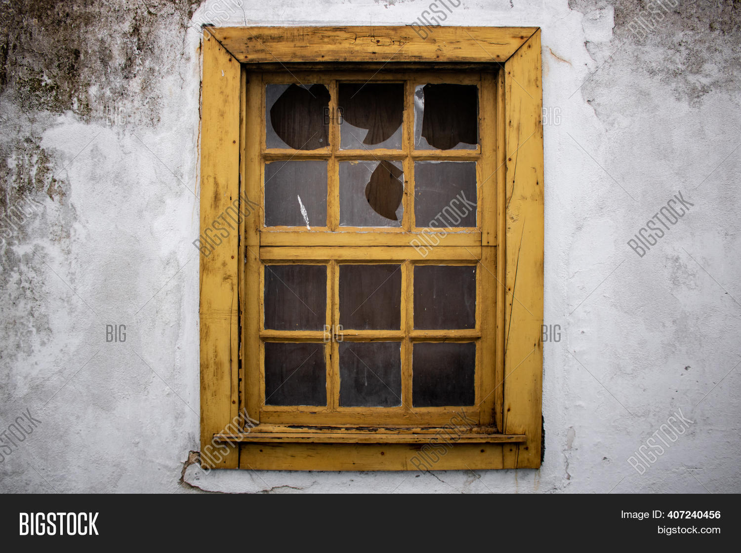 Retro Style Yellow Image & Photo (Free Trial) | Bigstock