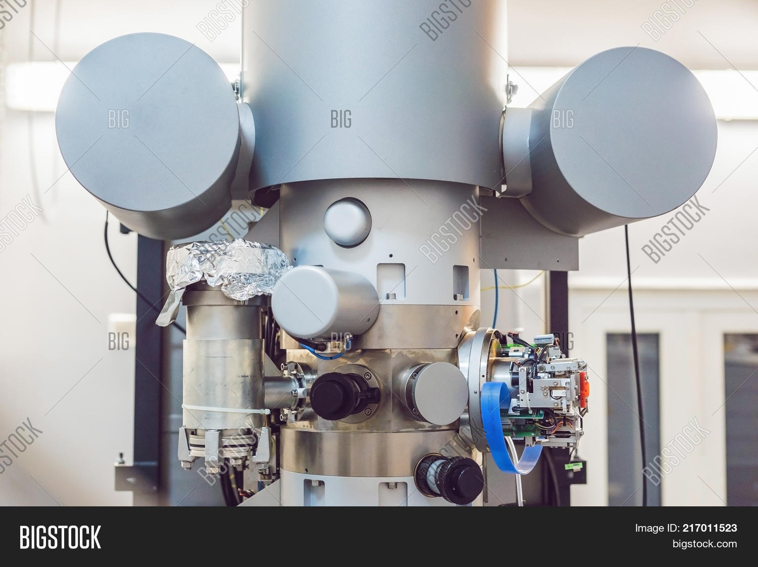 Precision Micrometer Image & Photo (Free Trial) | Bigstock