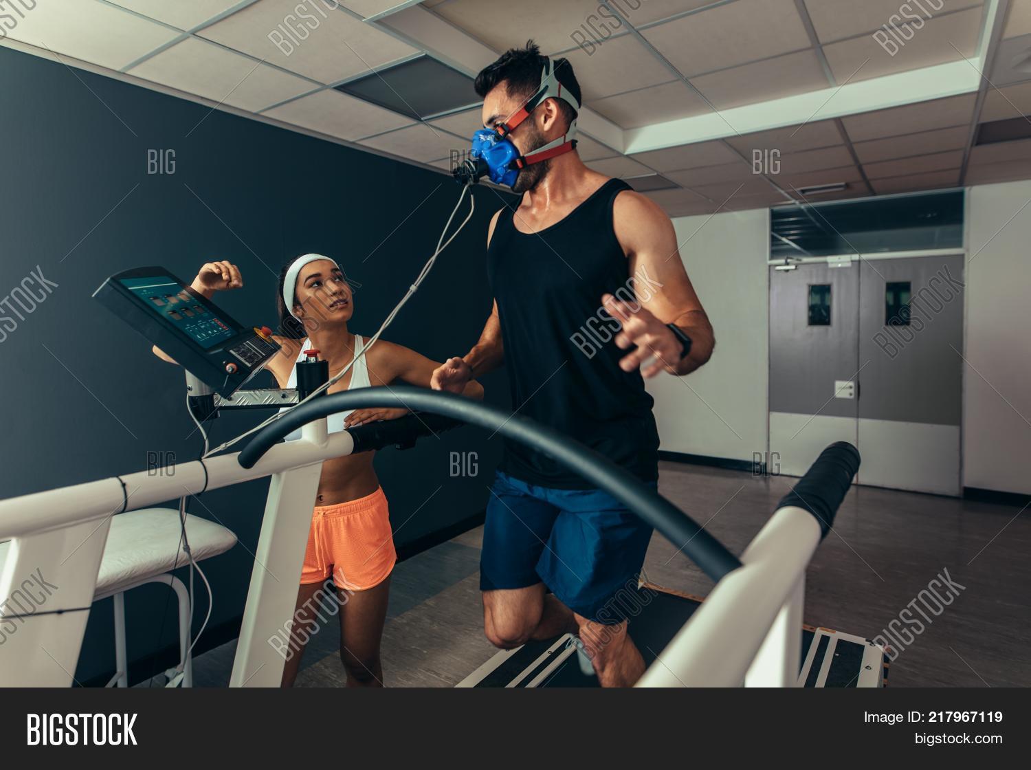 Runner On Treadmill Image & Photo (Free Trial) | Bigstock