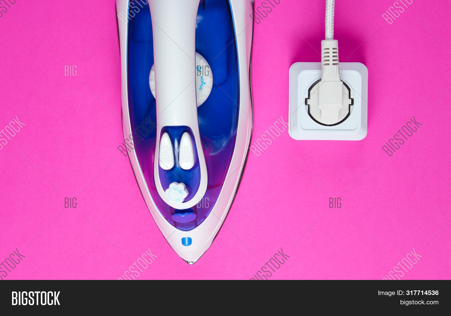 Cable Iron Ironing Image & Photo (Free Trial) | Bigstock