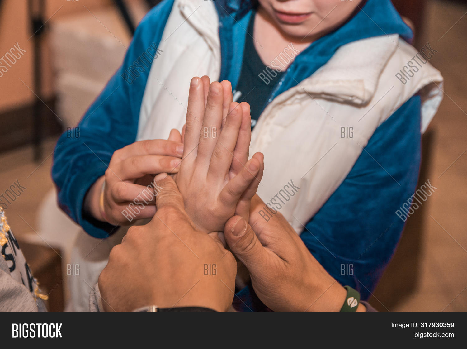 Kids Comparing Hand Image & Photo (Free Trial) | Bigstock