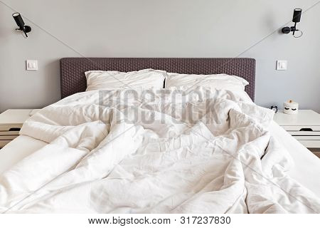 Unmade Messy Bed White Image & Photo (Free Trial) | Bigstock