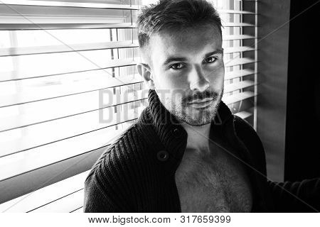 Bild und Foto zu (Kostenlose Probeversion) | Bigstock