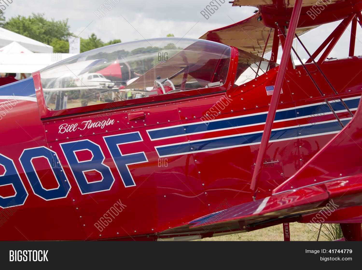 Red Pitts S-2C Plane Image & Photo (Free Trial) | Bigstock