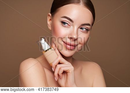 Ibb美女 图片、插图和矢量图（免费） - Bigstock