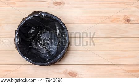 Trash Can Top View. Image & Photo (Free Trial) | Bigstock