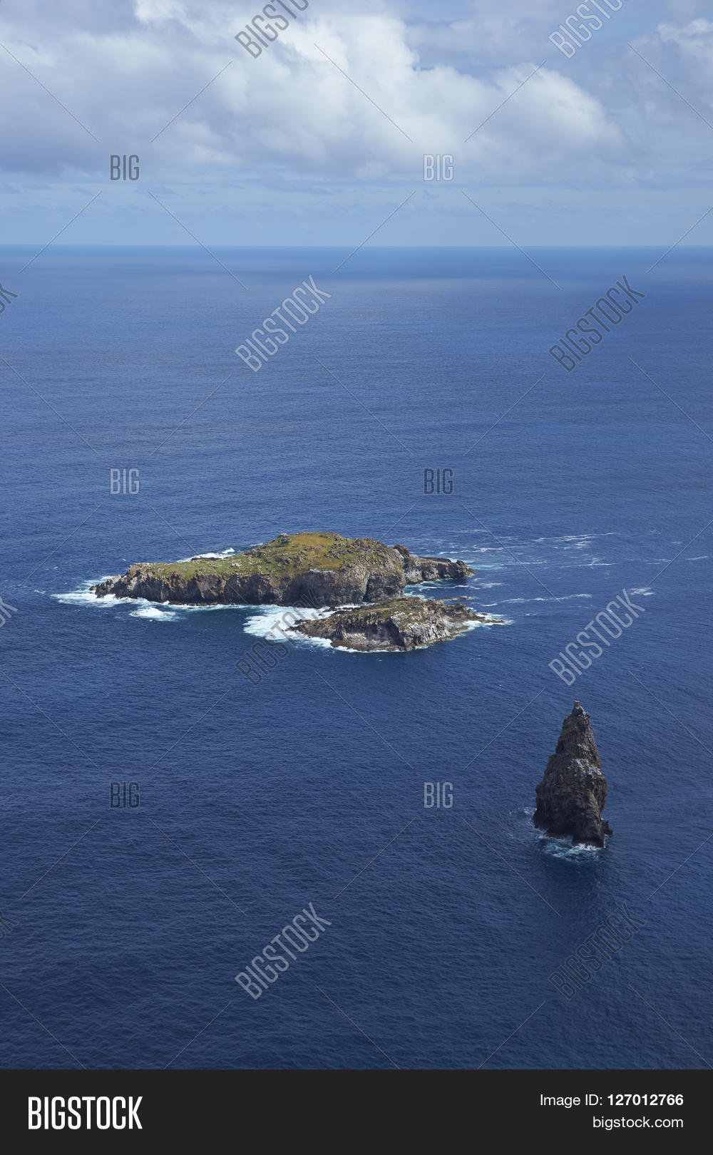 Islands Motu Nui Motu Image & Photo (Free Trial) | Bigstock