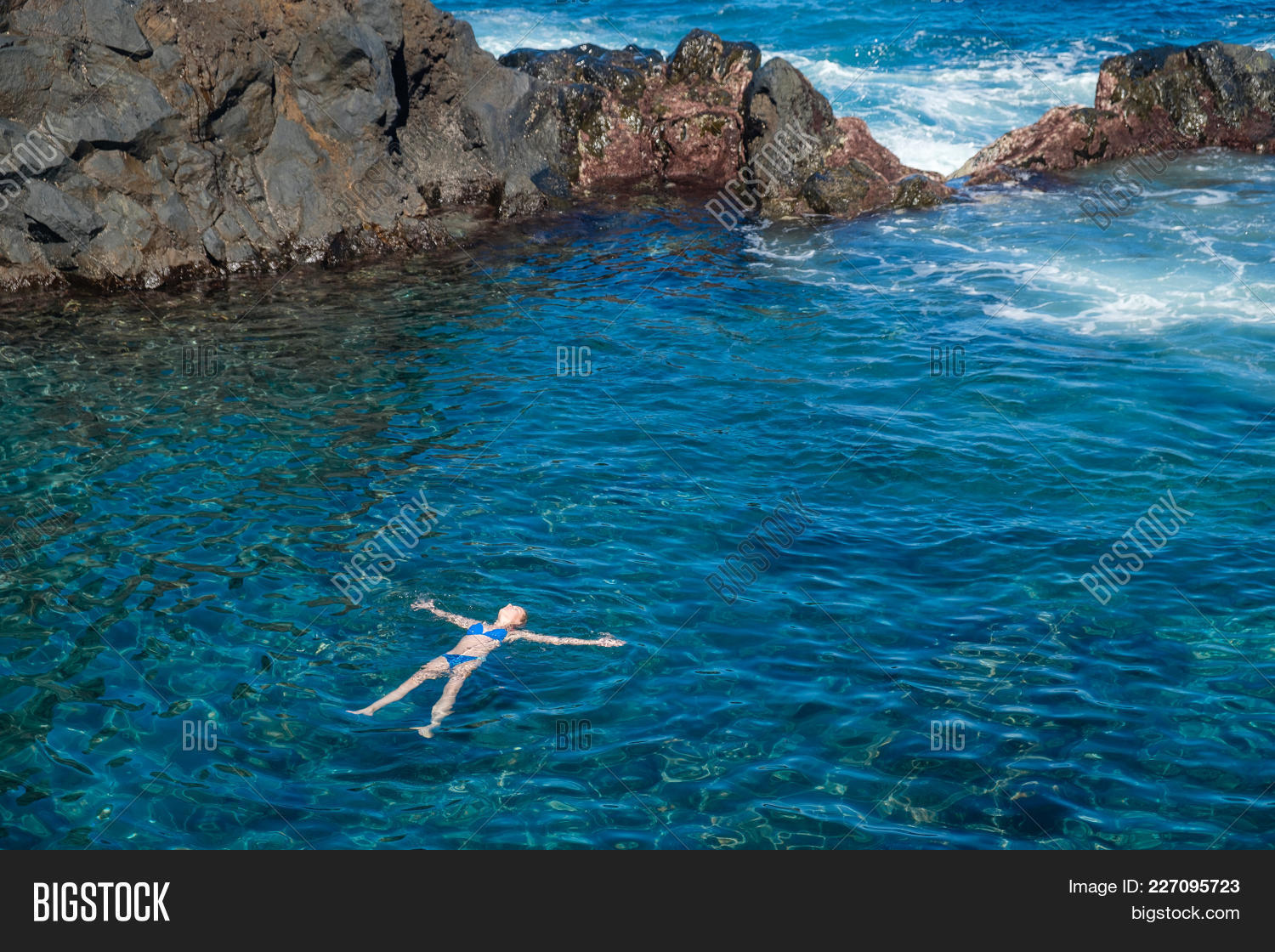 Girl Swimming Natural Image & Photo (Free Trial) | Bigstock