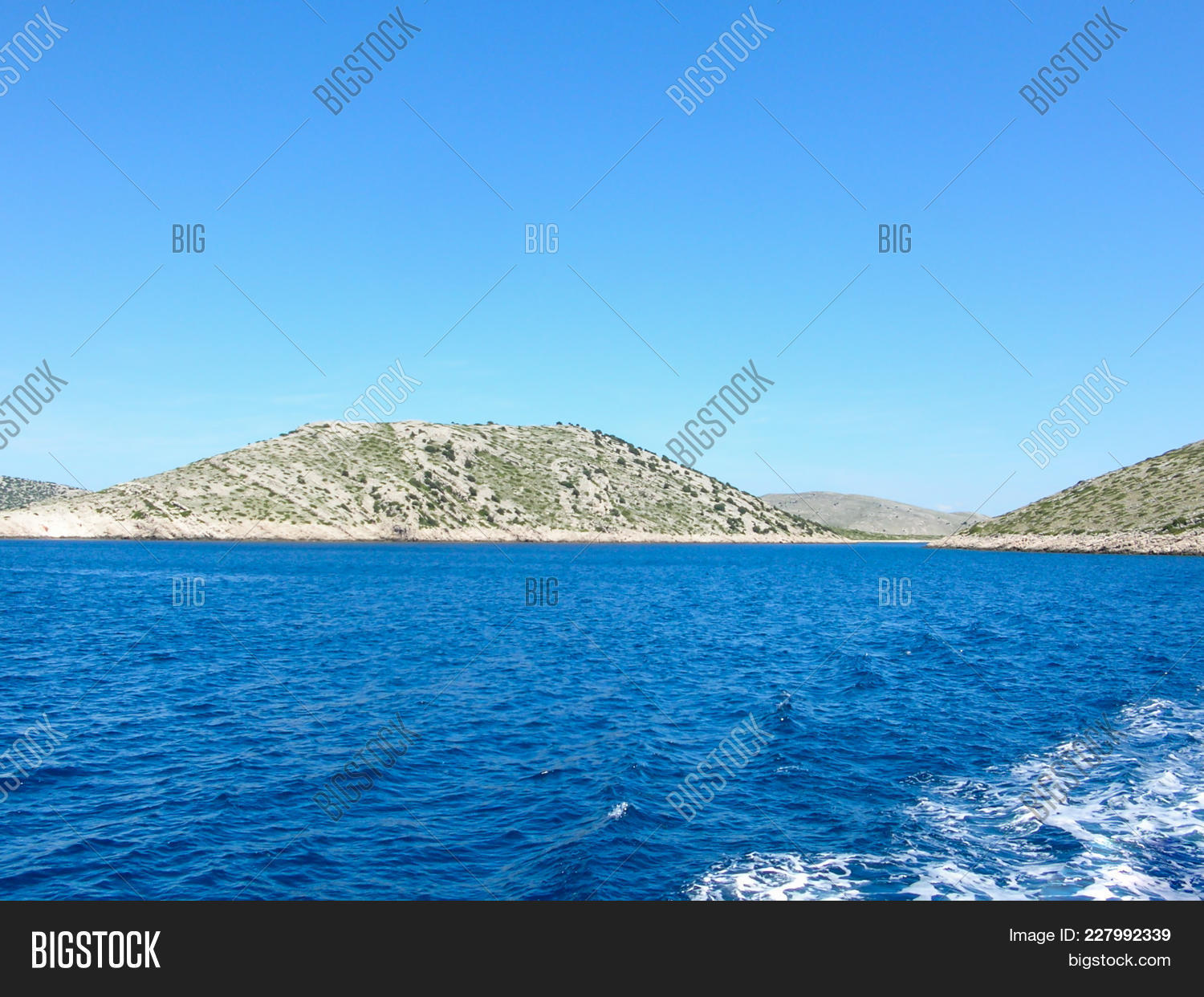 Sea Water Ship Trail Image & Photo (Free Trial) | Bigstock