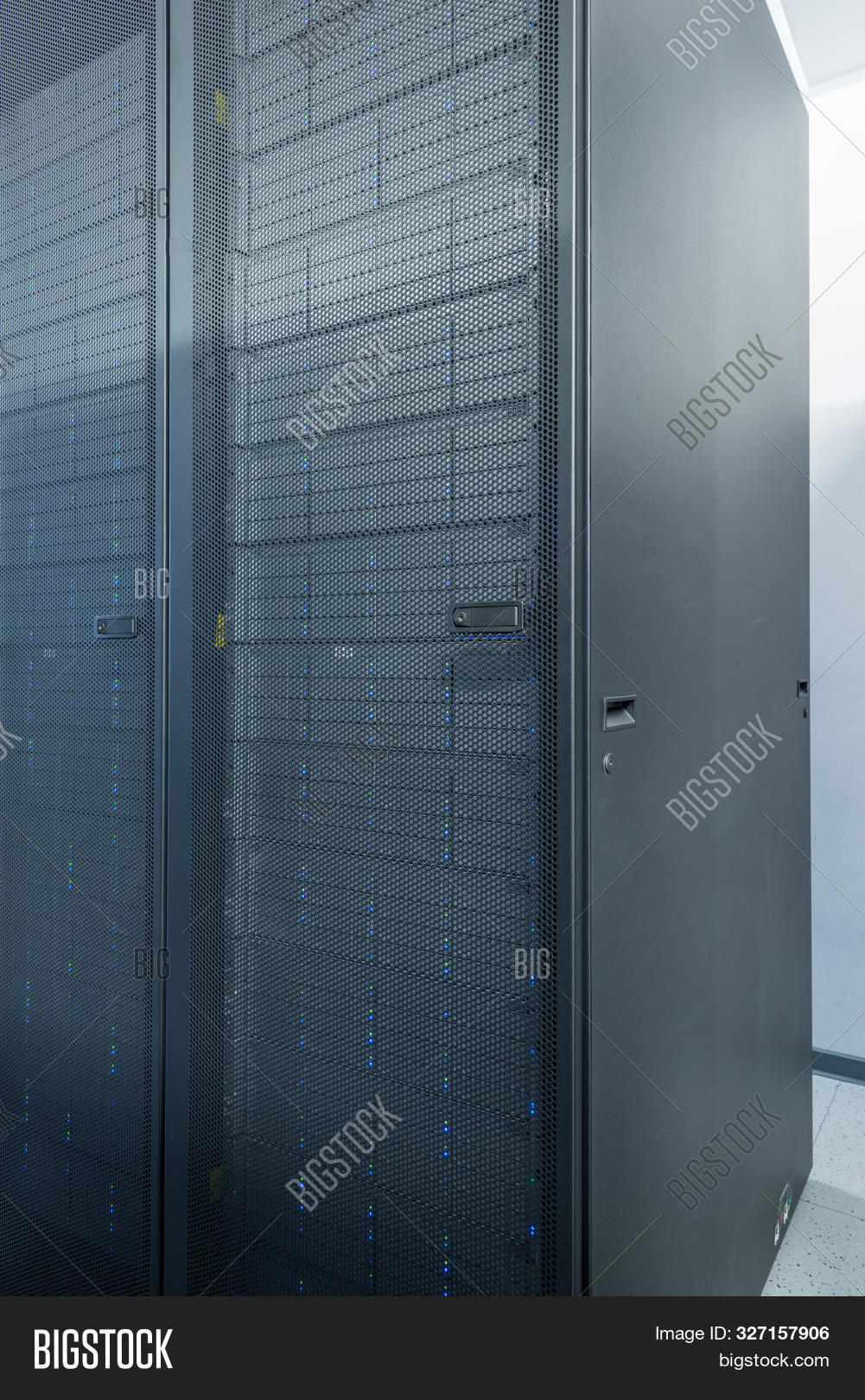 Network Server Room Image & Photo (Free Trial) | Bigstock