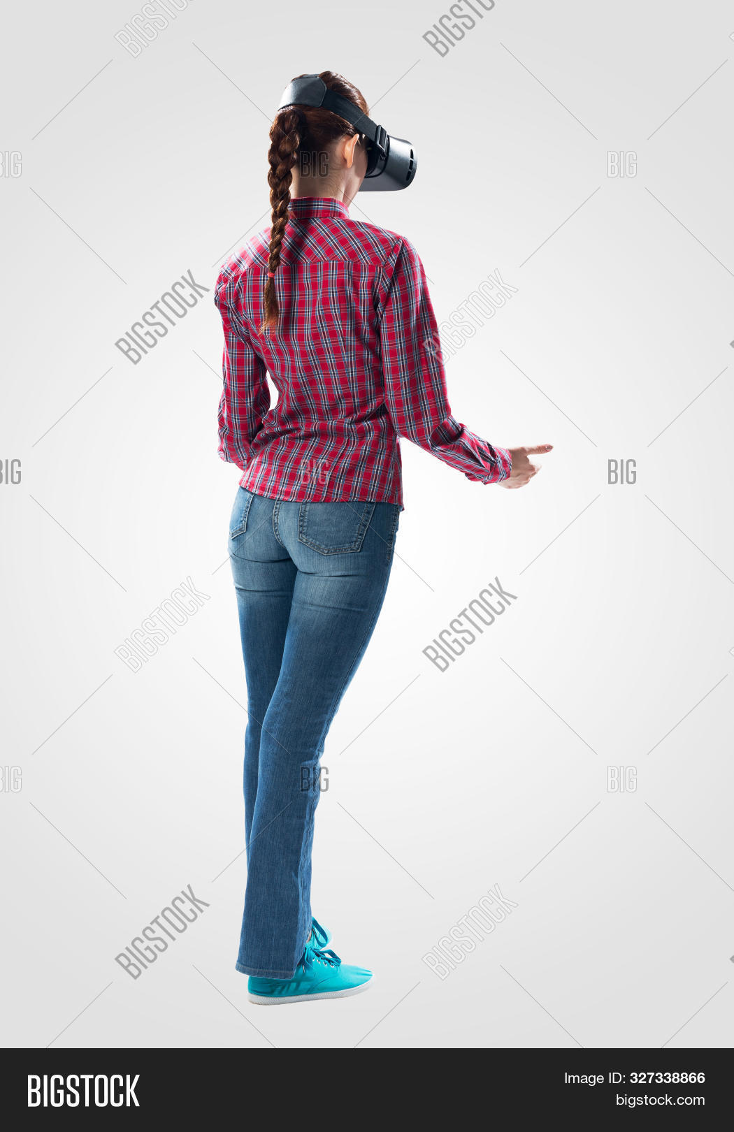 Young Woman Wearing Vr Image & Photo (Free Trial) | Bigstock