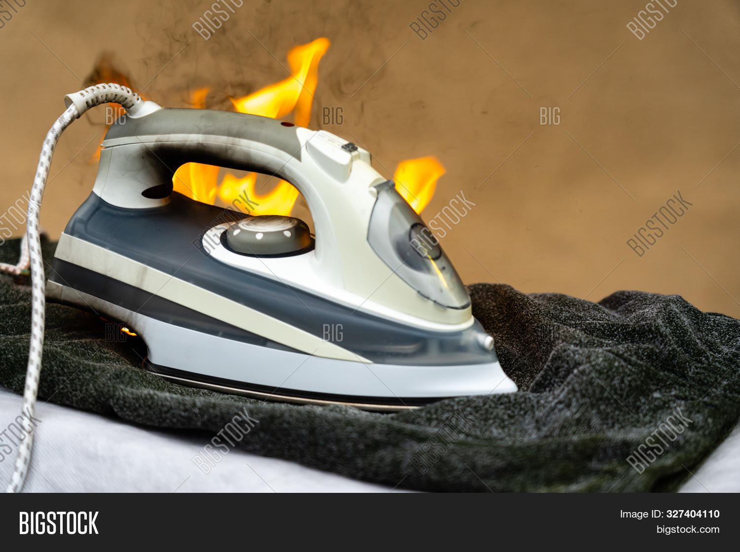 They Forgot Turn Off Image & Photo (Free Trial) | Bigstock