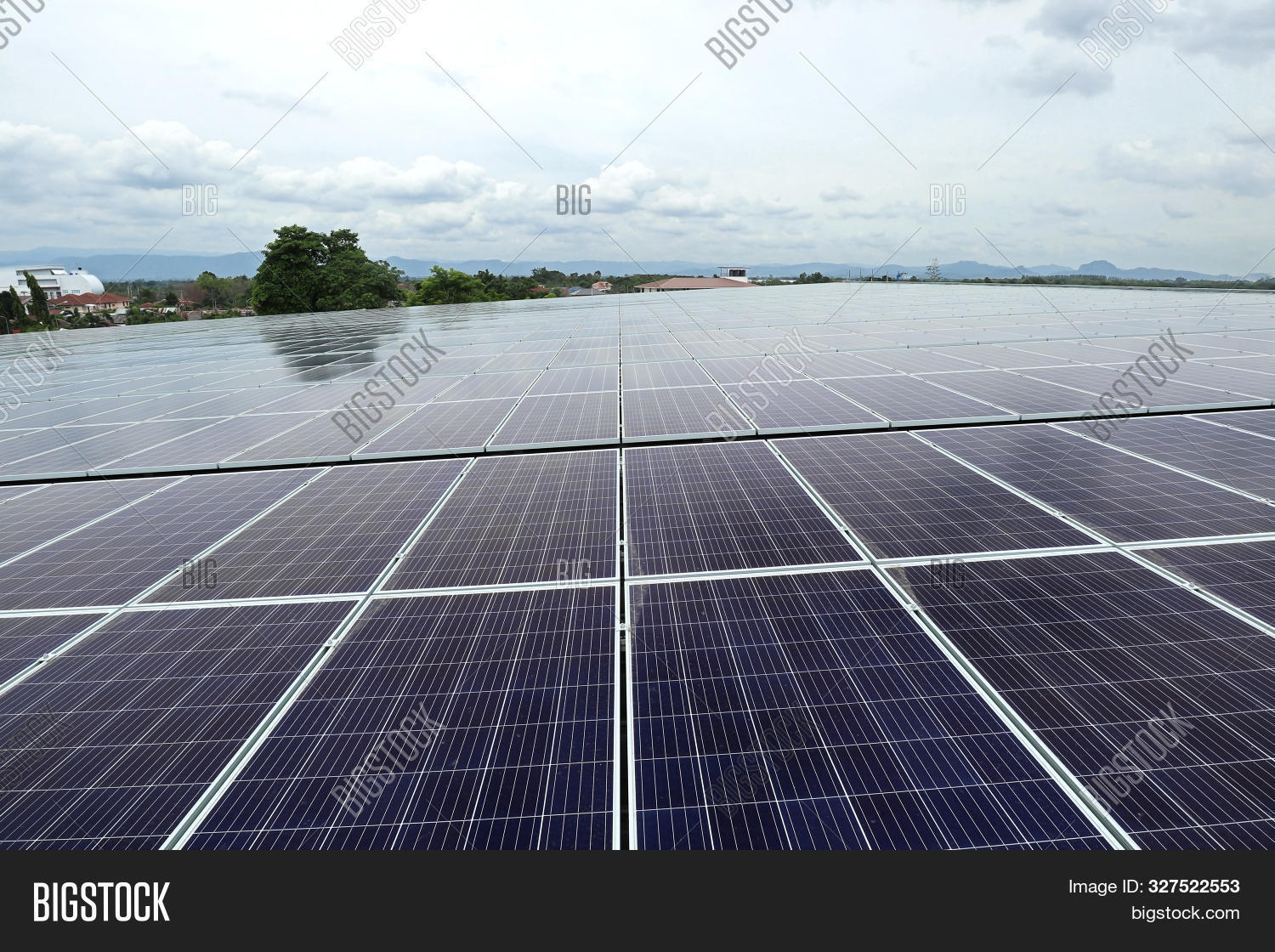 Large Scale Solar System Model