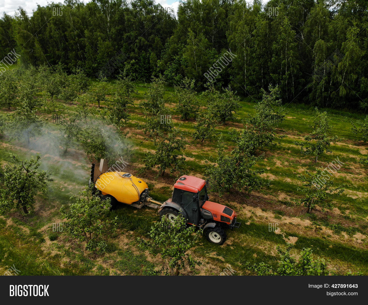 Red Tractor Sprays Image & Photo (Free Trial) | Bigstock