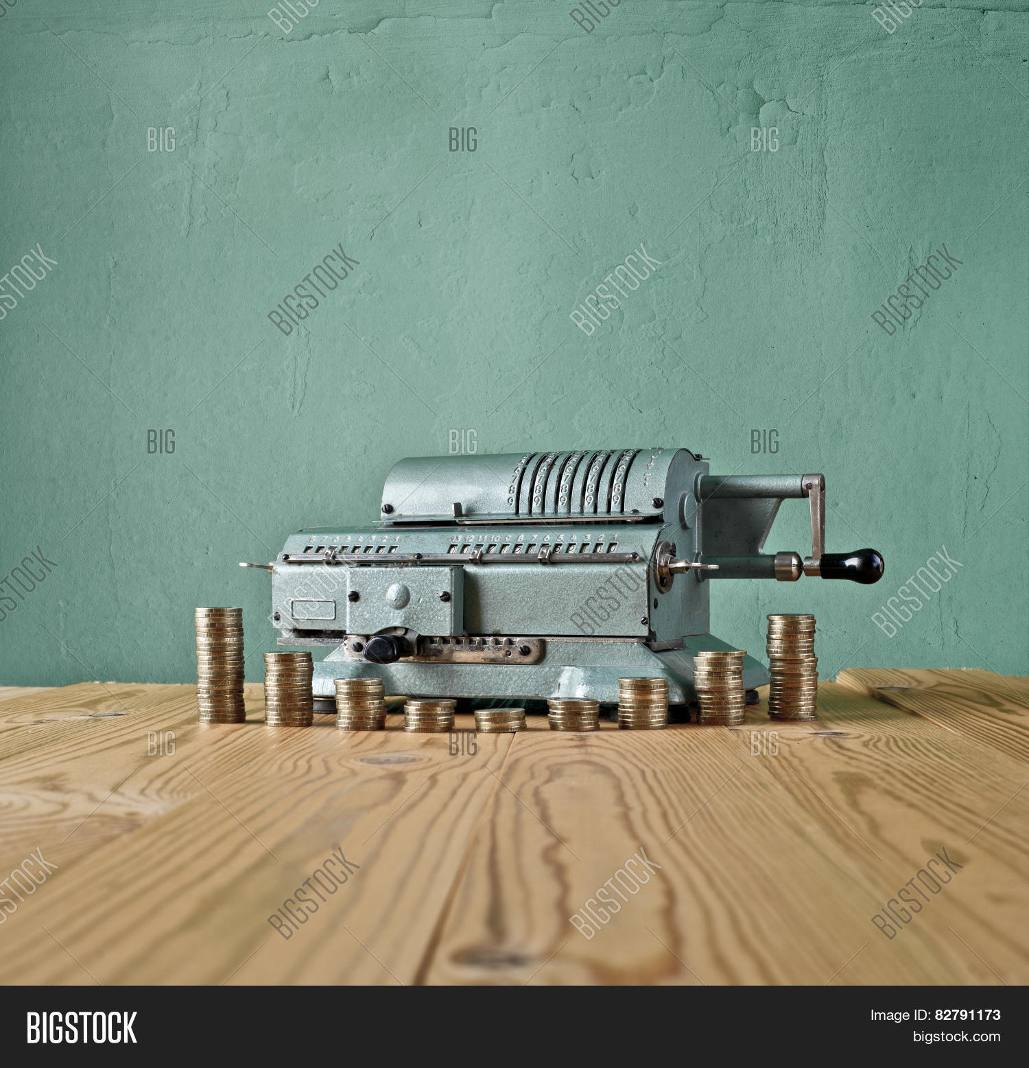 Vintage Calculator Image & Photo (Free Trial) | Bigstock