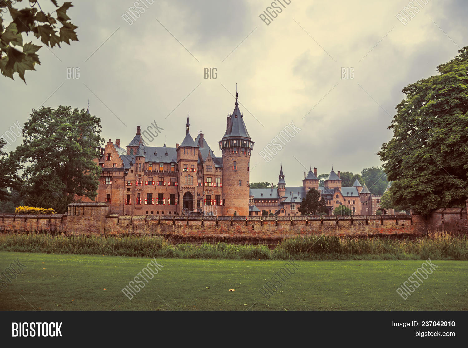 De Haar Castle Brick Image & Photo (Free Trial) | Bigstock