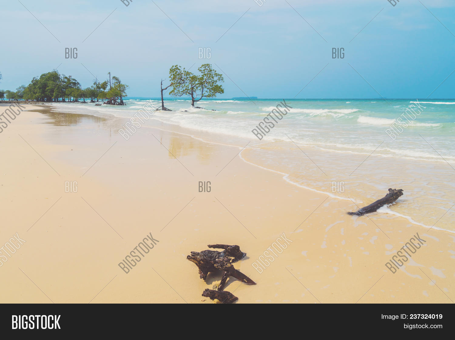 White Clean Sand On Image & Photo (Free Trial) | Bigstock