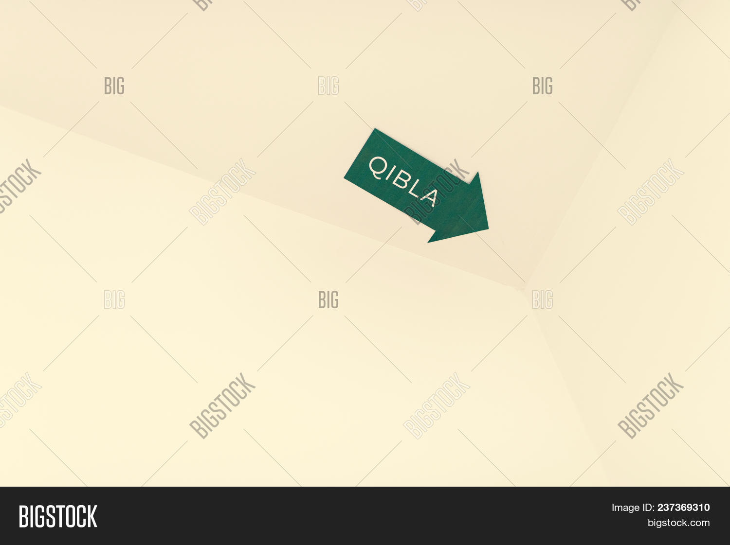 Qibla Arrow Sign Image & Photo (Free Trial) | Bigstock
