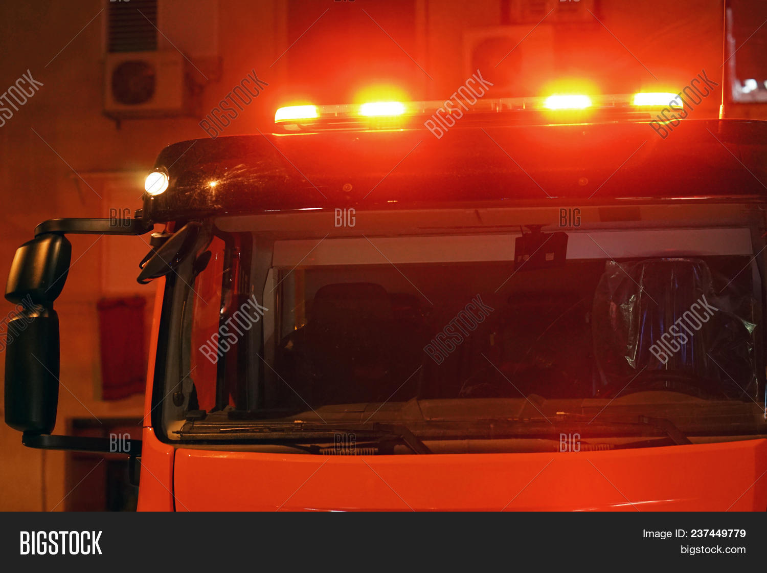Red Lights Fire Engine Image & Photo (Free Trial) | Bigstock
