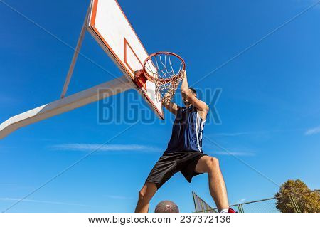 Slam Dunk. Side View Image & Photo (Free Trial) | Bigstock