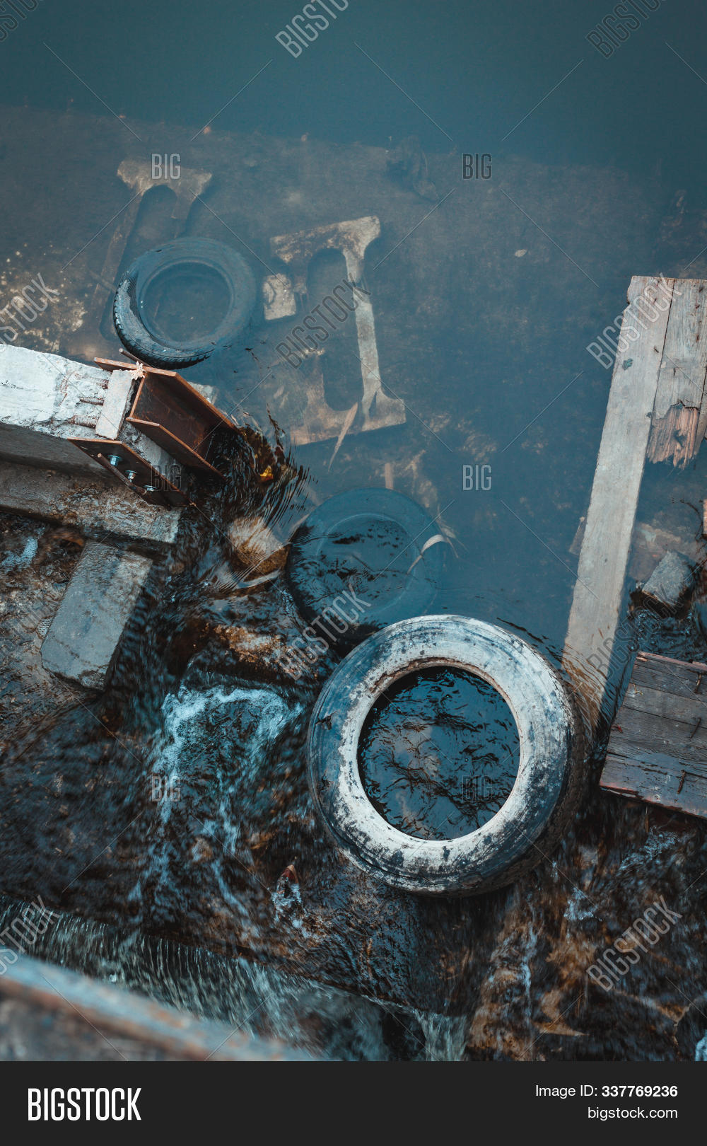 Water Pollution Image & Photo (Free Trial) | Bigstock