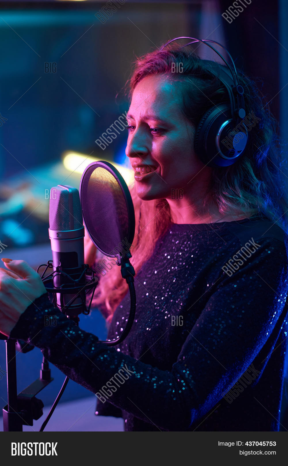 Young Beautiful Singer Image & Photo (Free Trial) | Bigstock