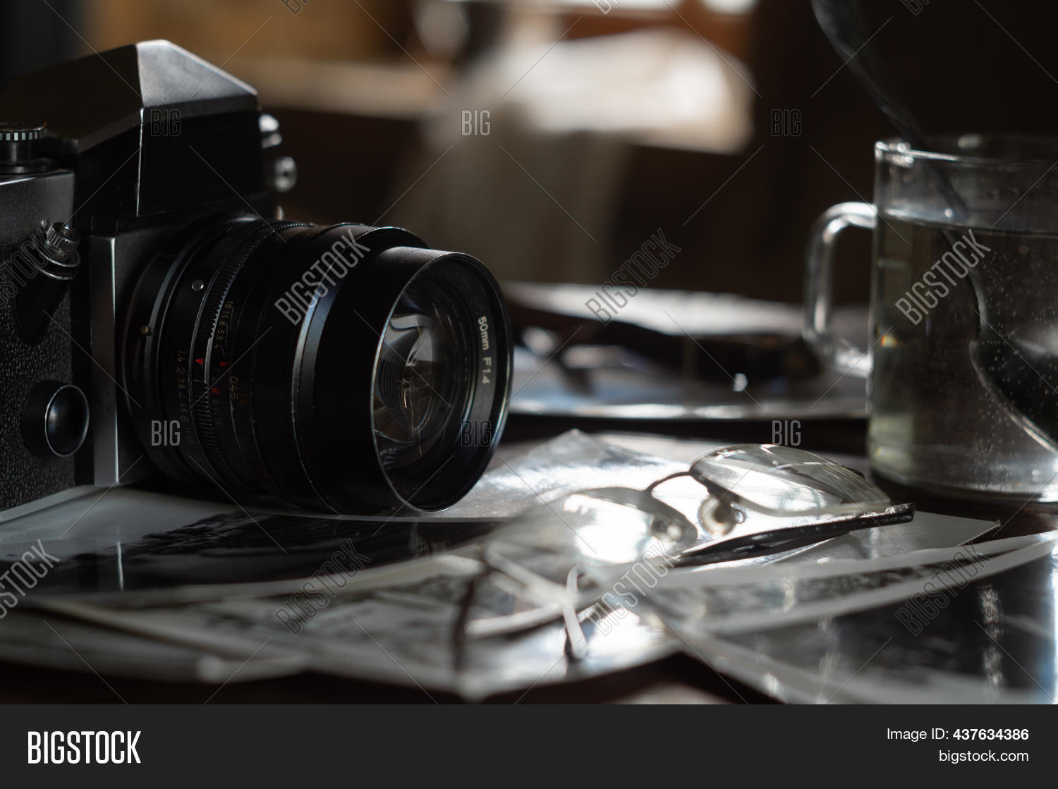 Old Outdated Camera Image & Photo (Free Trial) | Bigstock