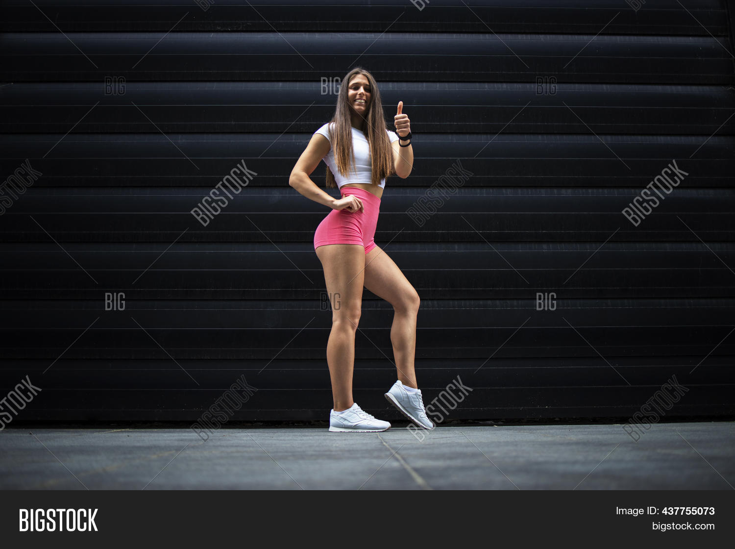 Strong Muscular Female Image & Photo (Free Trial) | Bigstock