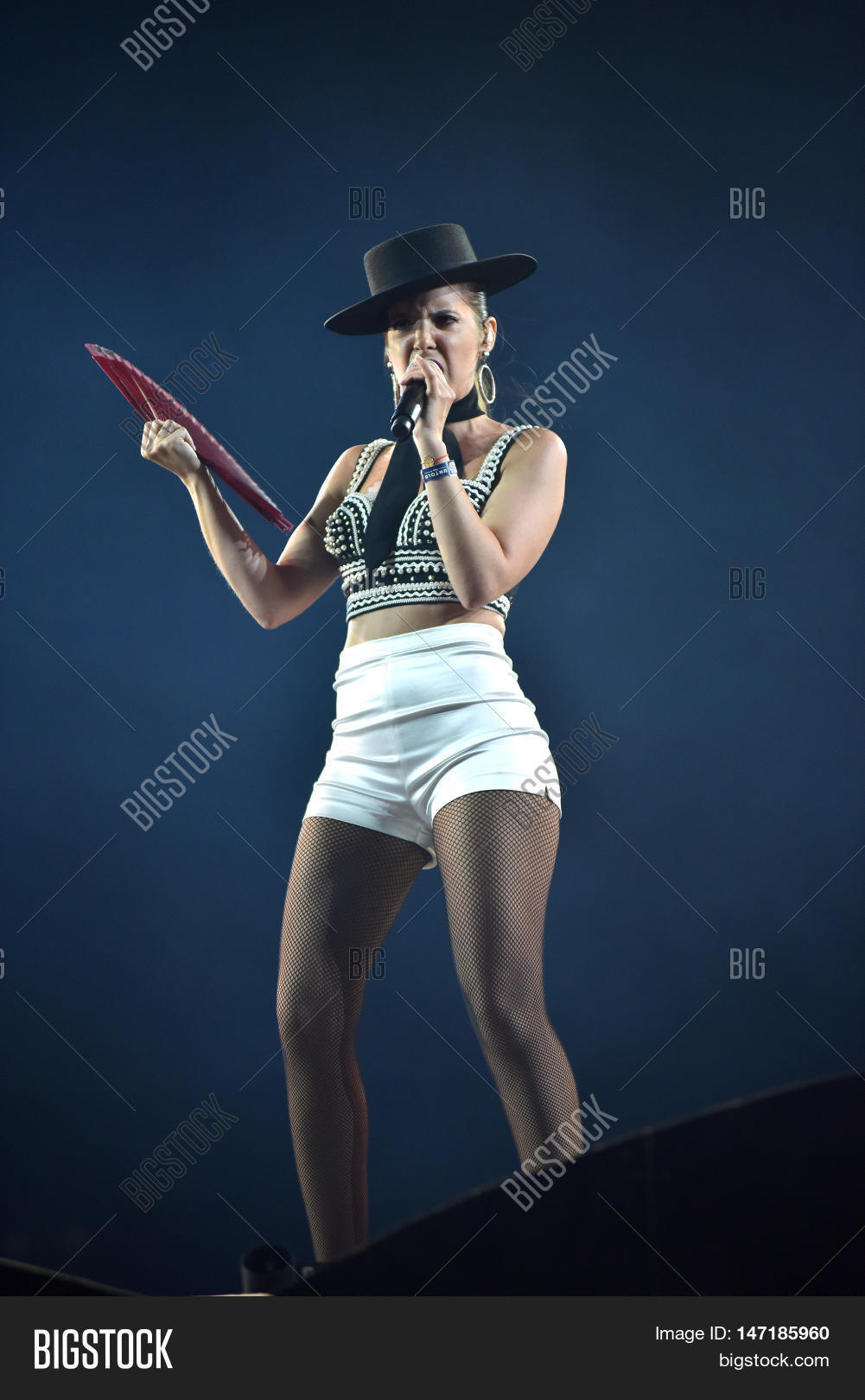 Woman Singer Cleo Image & Photo (Free Trial) | Bigstock