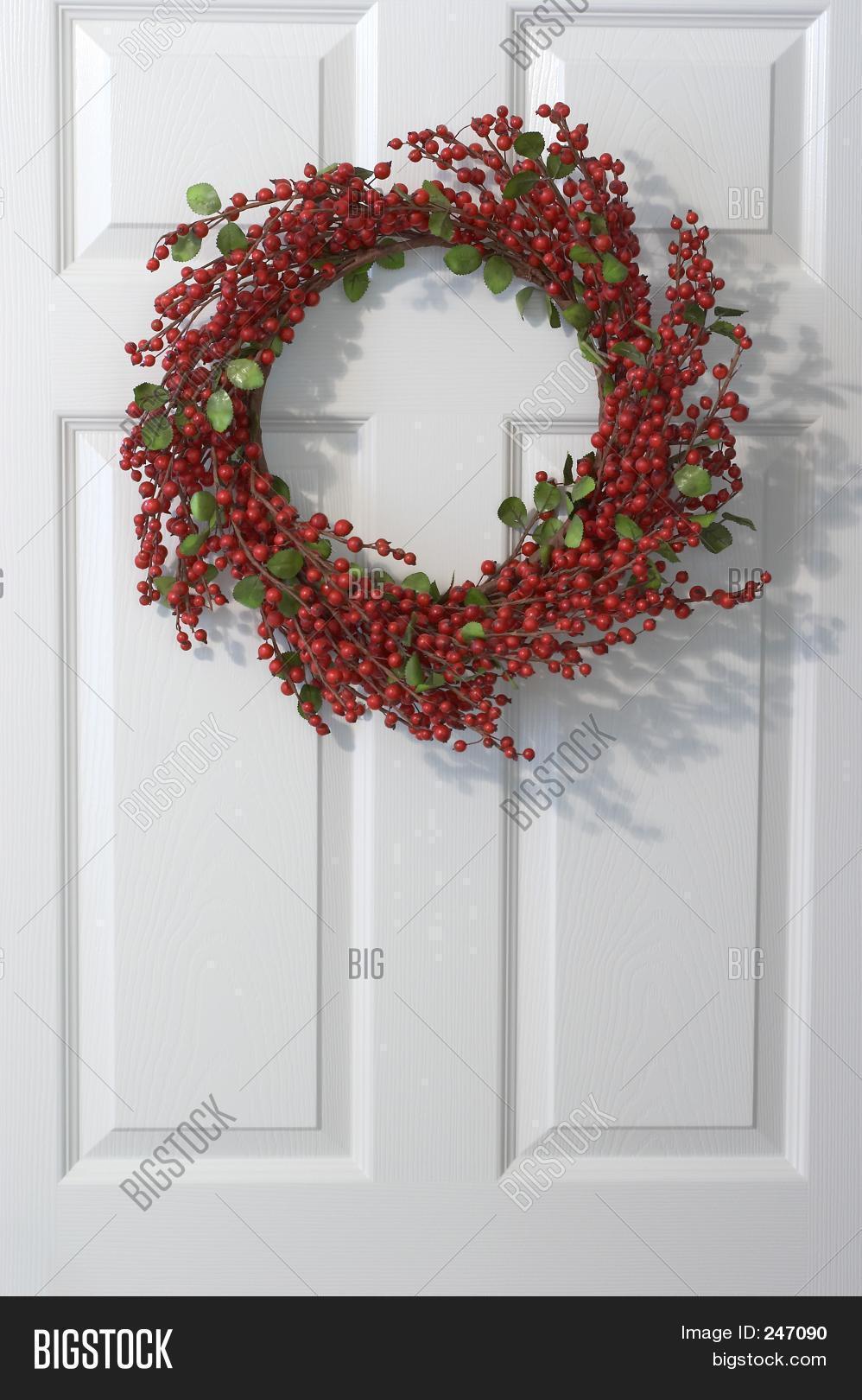 Holly Wreath Image & Photo (Free Trial) | Bigstock