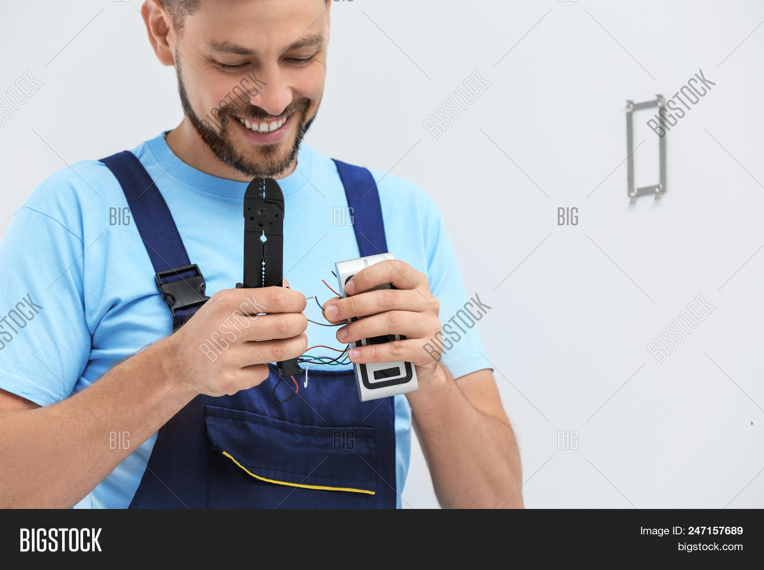 Young Male Technician Image & Photo (Free Trial) | Bigstock