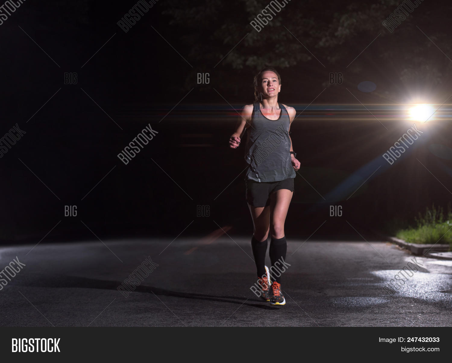 Fit Muscular Female Image & Photo (Free Trial) | Bigstock