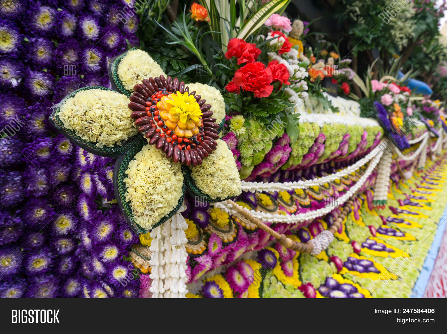Parade Cars Decorated Image & Photo (Free Trial) | Bigstock