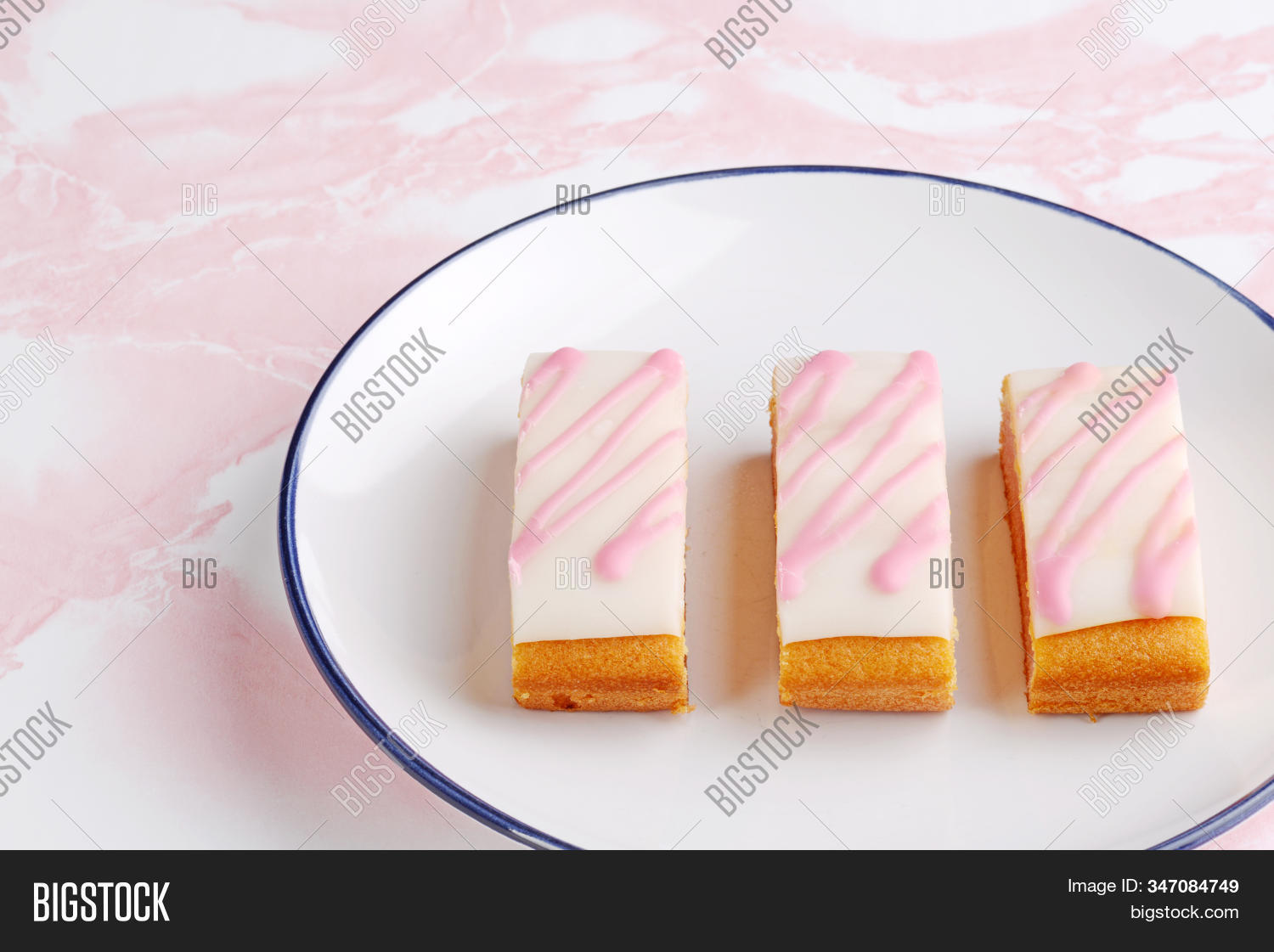 Three Slices English Image & Photo (Free Trial) | Bigstock