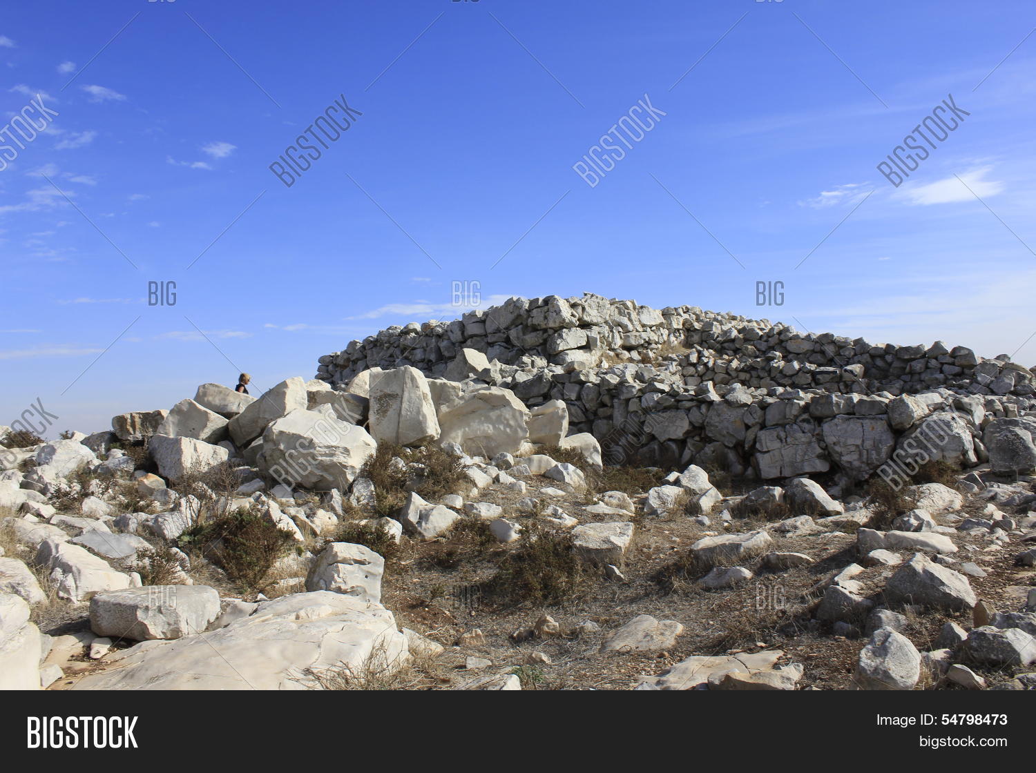 Joshua Altar Sacrifice Image & Photo (Free Trial) | Bigstock