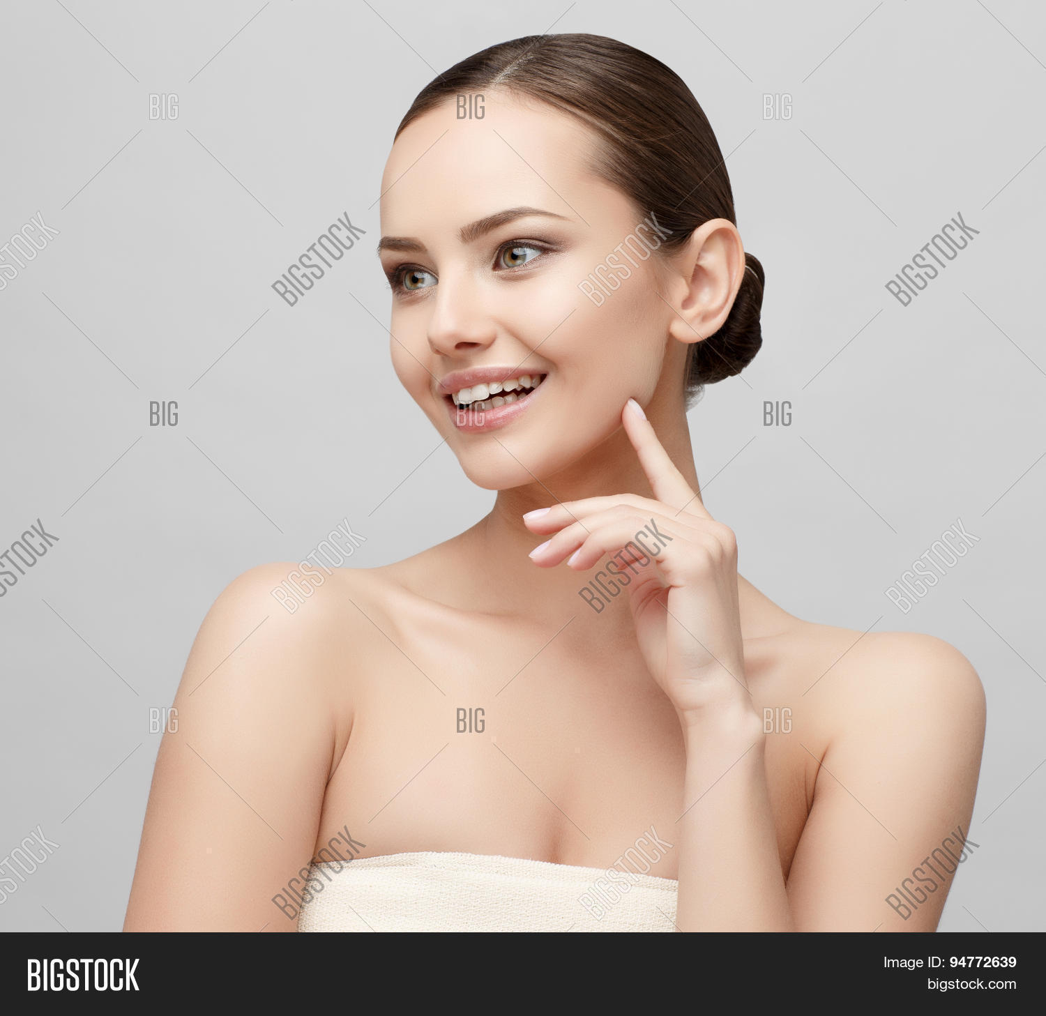 Beautiful Woman Clean Image & Photo (Free Trial) | Bigstock