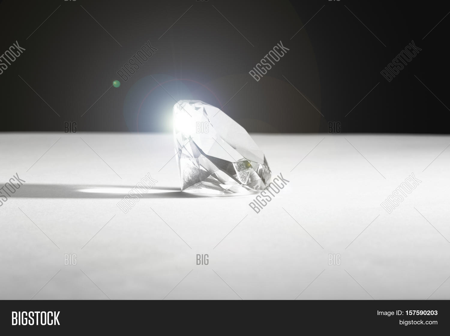 Single Diamond Image & Photo (Free Trial) | Bigstock
