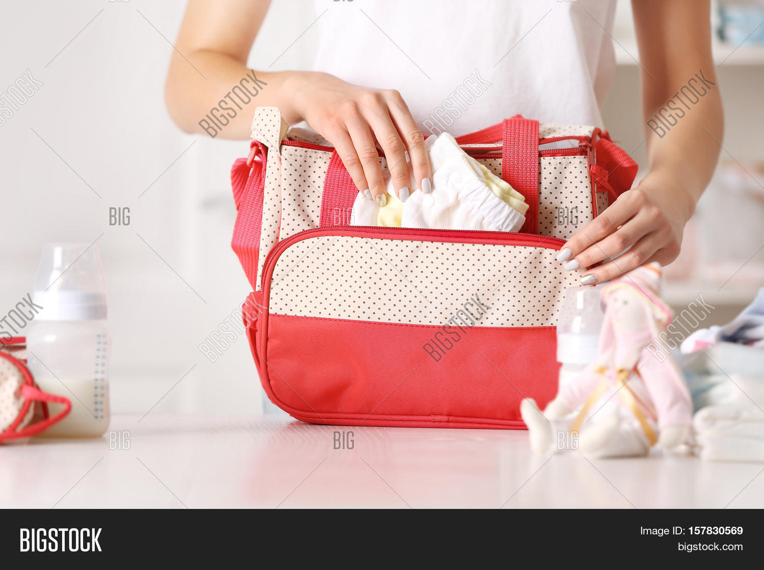Woman Packing Her Bag Image & Photo (Free Trial) | Bigstock
