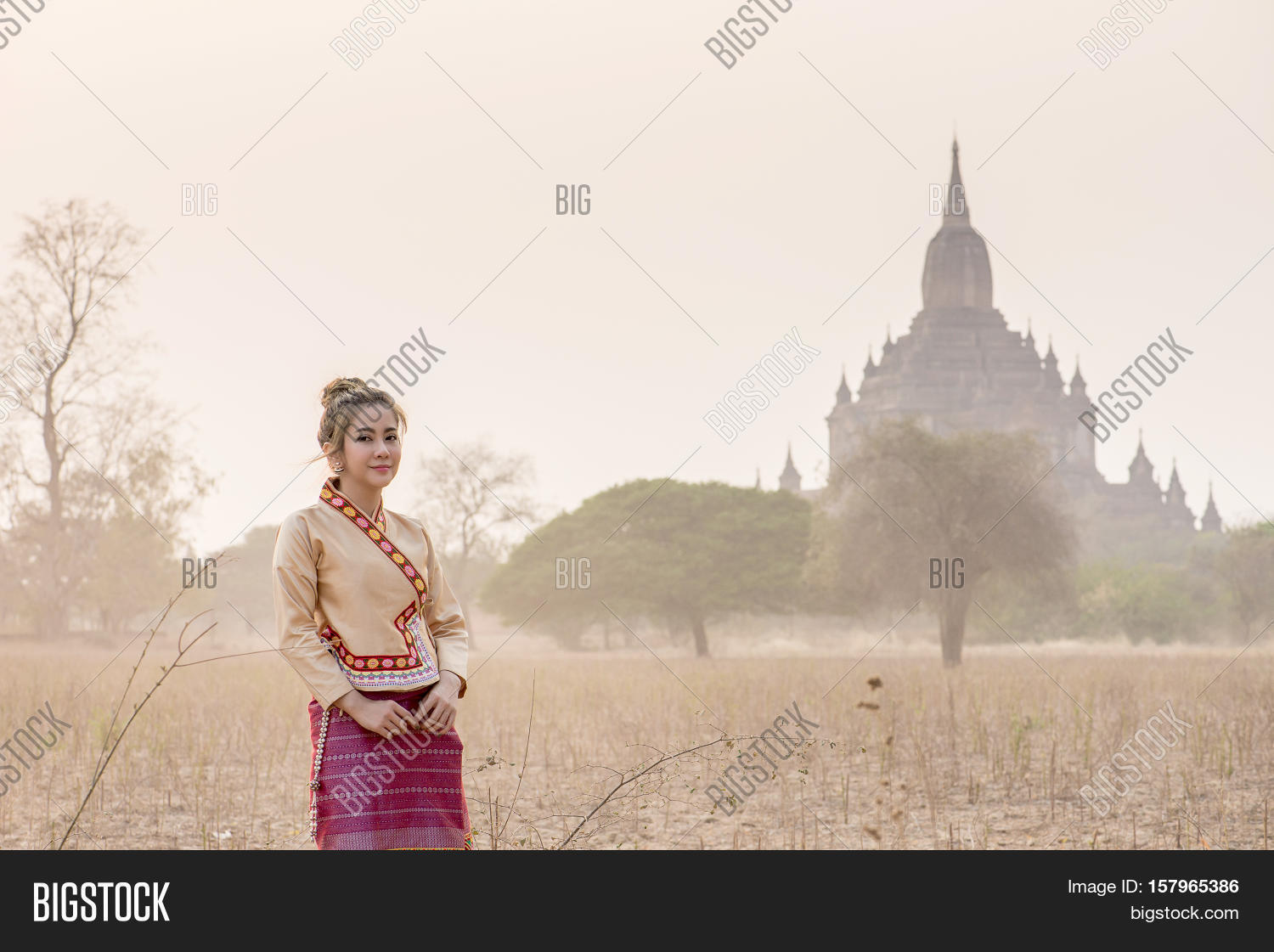 Beautiful Girl Myanmar Image & Photo (Free Trial) | Bigstock