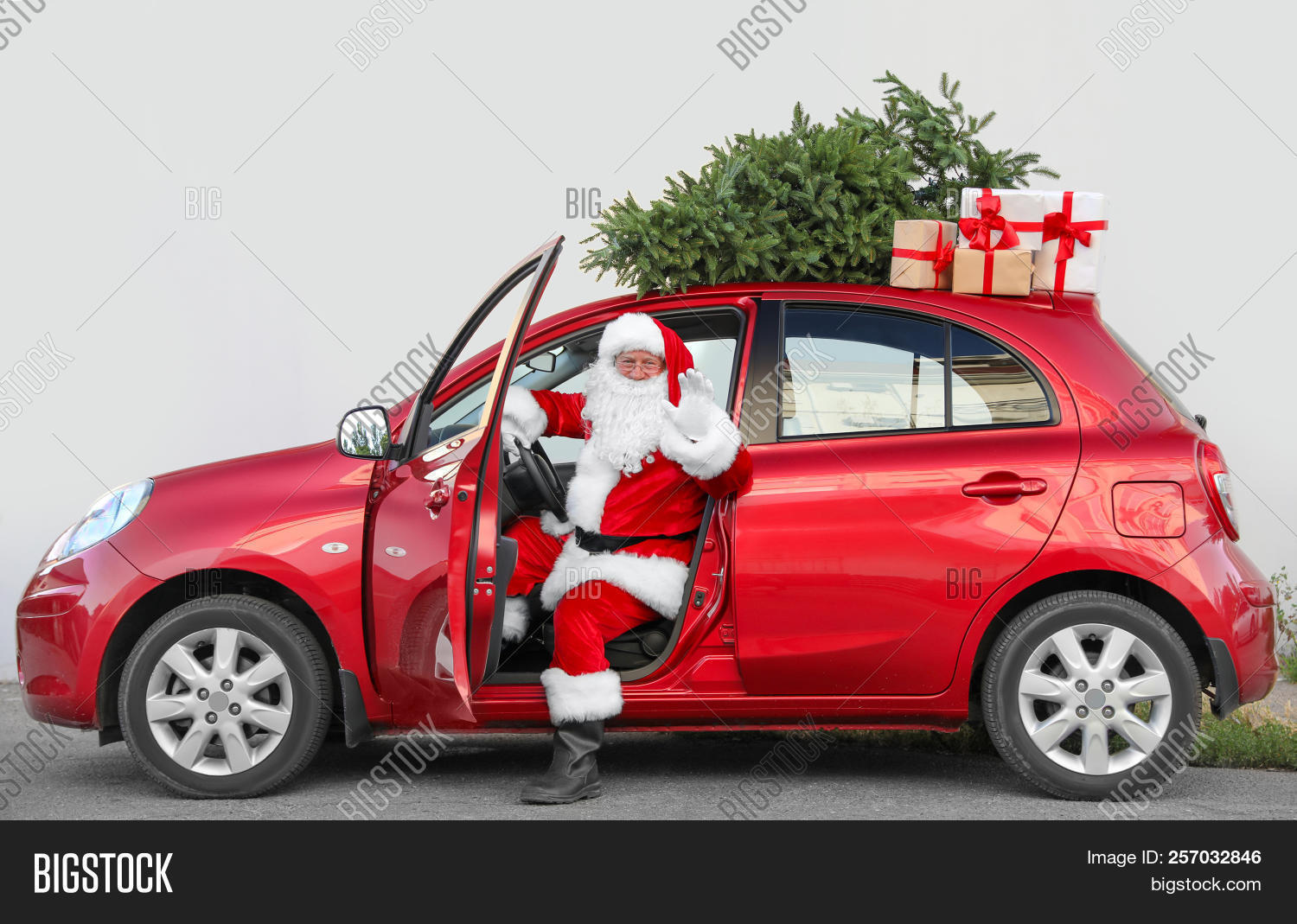 Authentic Santa Claus Image & Photo (Free Trial) | Bigstock