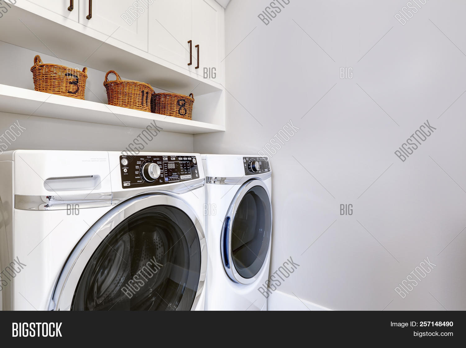White Clean Laundry Image & Photo (Free Trial) | Bigstock