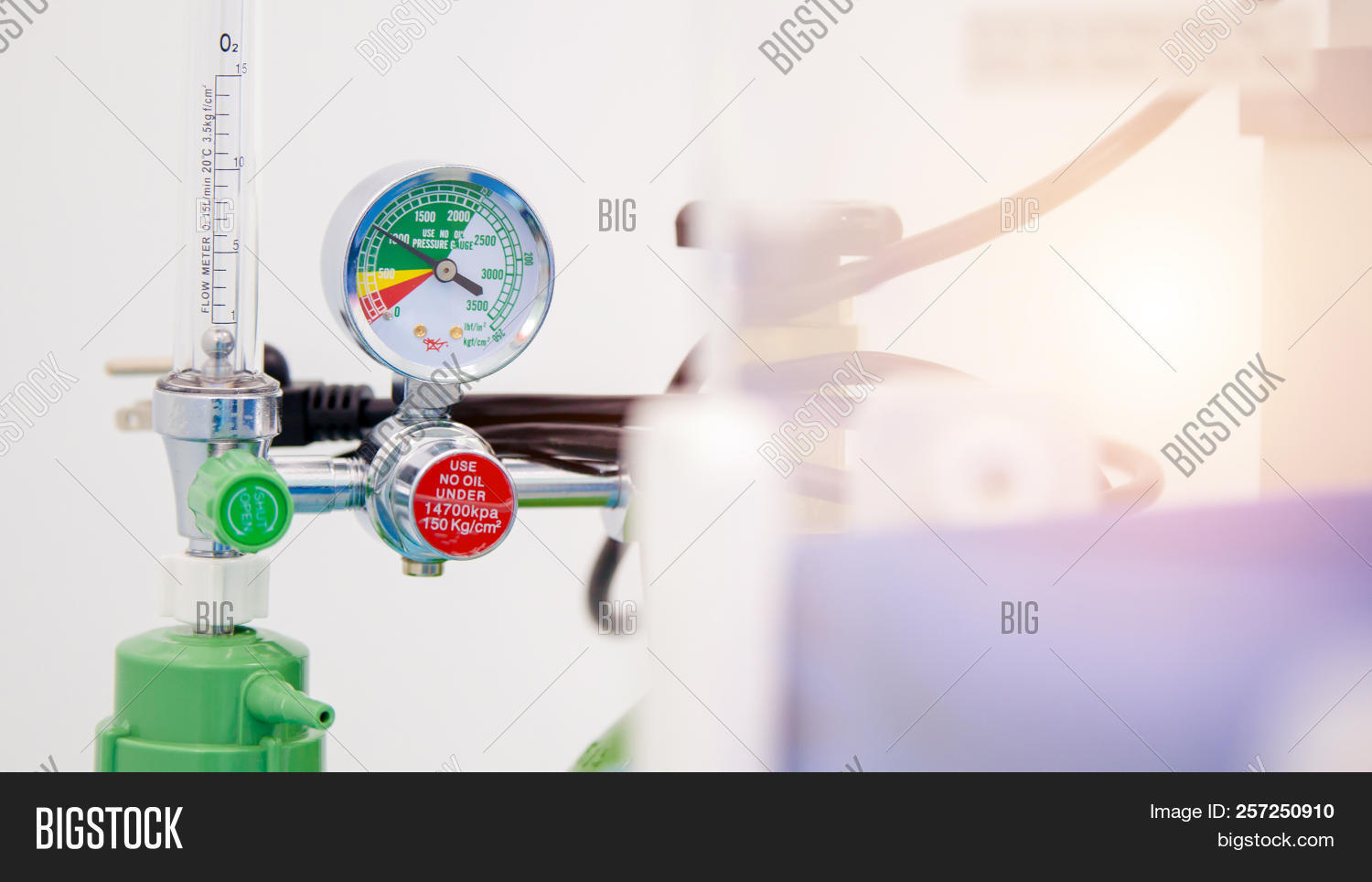 Oxygen Inhalation Image & Photo (Free Trial) | Bigstock