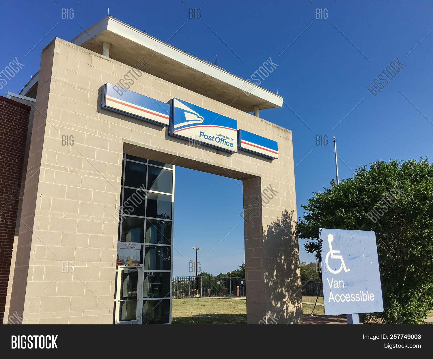 Exterior Entrance Usps Image & Photo (Free Trial) | Bigstock