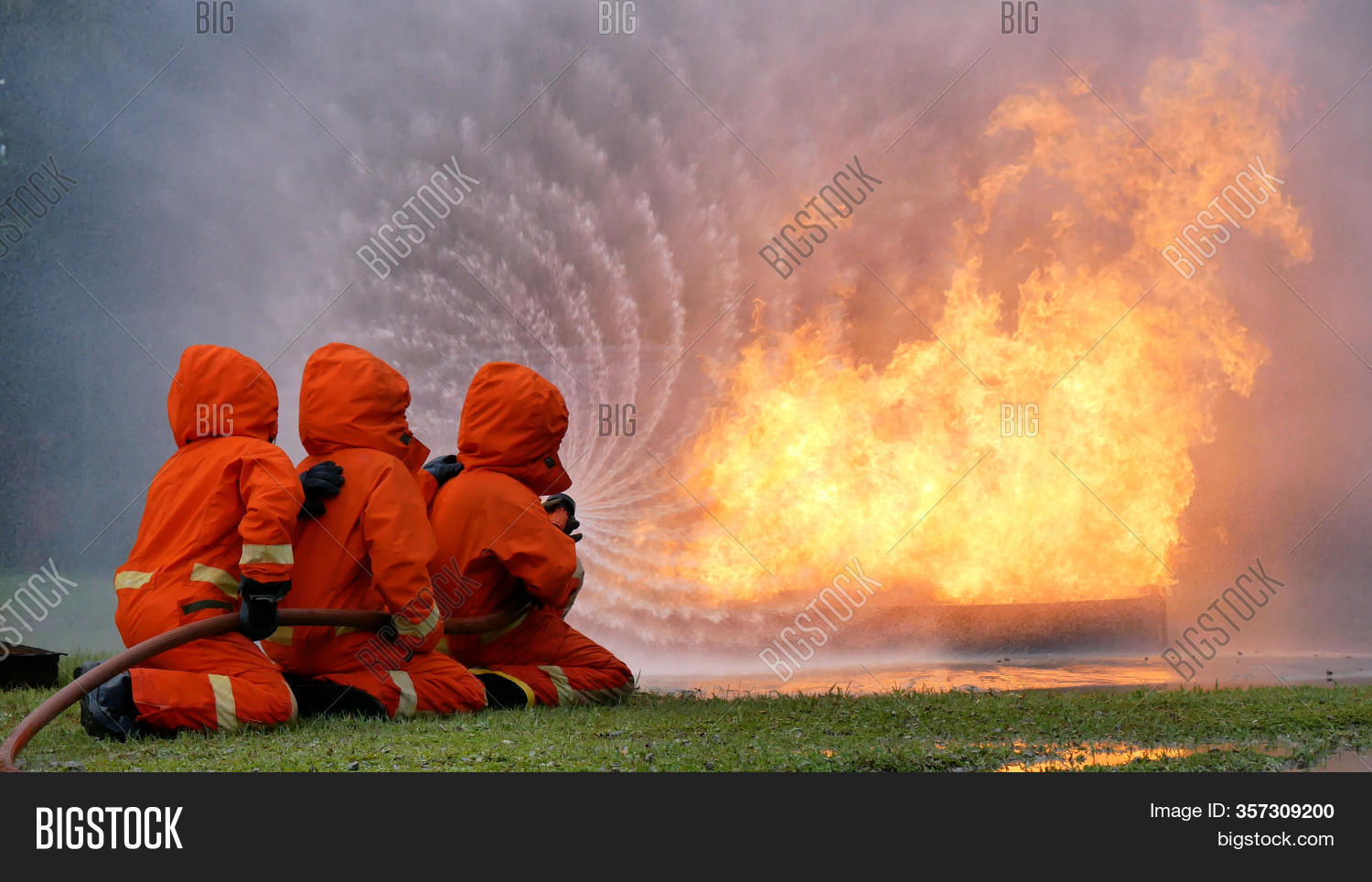 Firefighter Fighting Image & Photo (Free Trial) | Bigstock