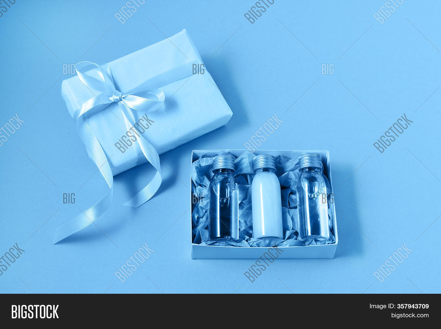 Opened Gift Box Silk Image & Photo (Free Trial) | Bigstock