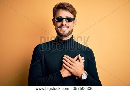 Young Man Wearing Thug Image & Photo (Free Trial) | Bigstock