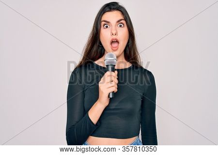 Young Beautiful Singer Image & Photo (Free Trial) | Bigstock