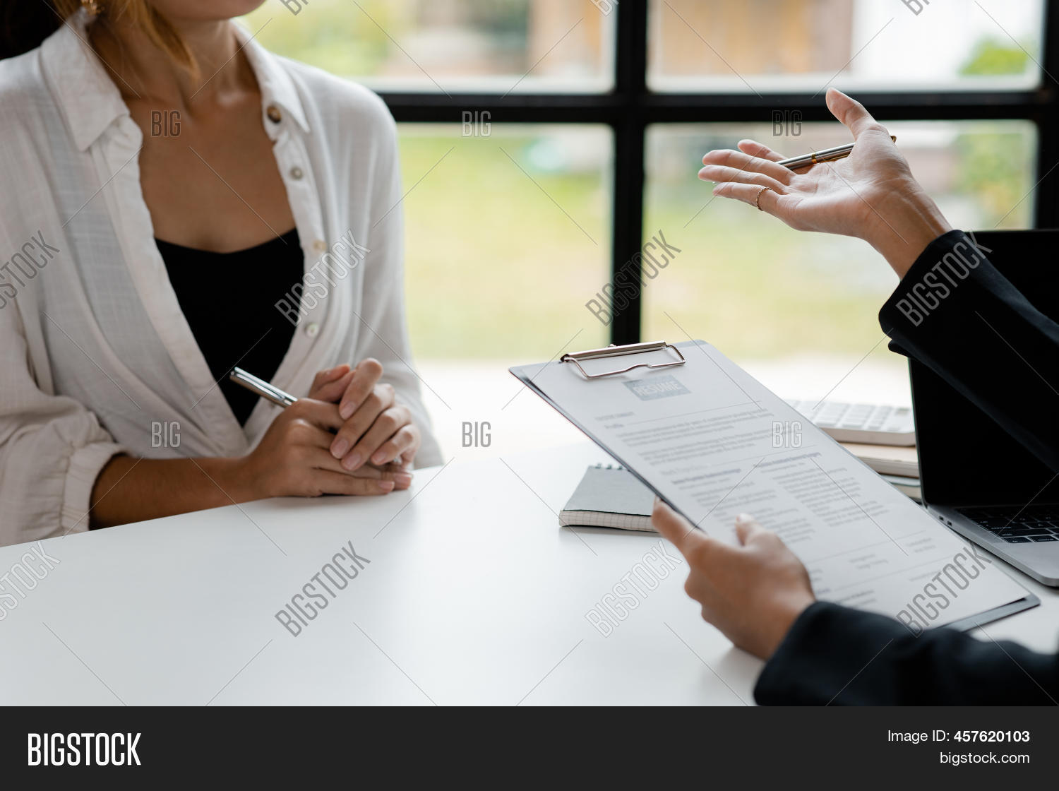 Person Submitting Image & Photo (Free Trial) | Bigstock