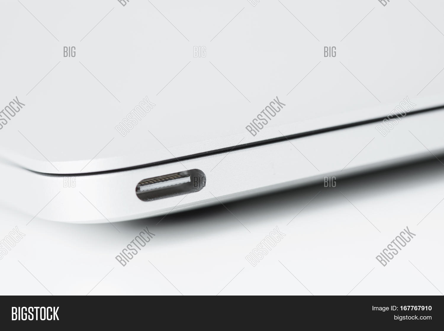 USB Type-C Input Image & Photo (Free Trial) | Bigstock