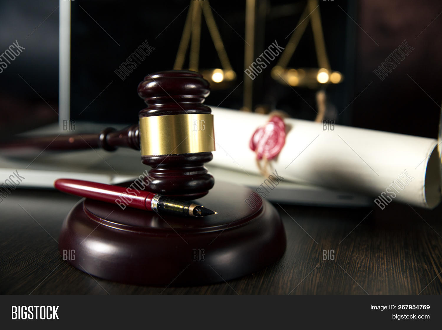 Notarys Public Pen Image & Photo (Free Trial) | Bigstock